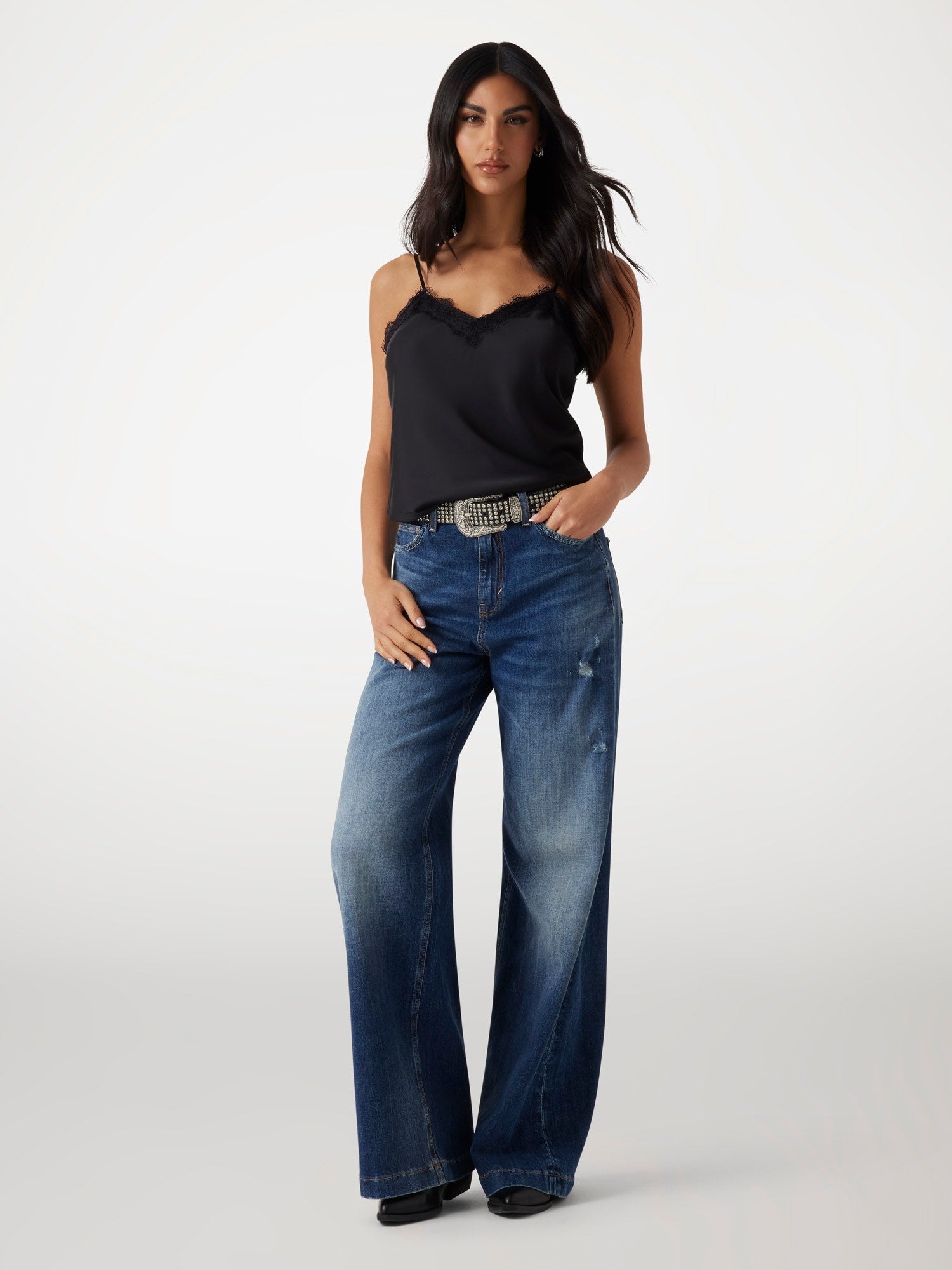 SL TULLIA CAMISOLE – GUESS GUATEMALA | WEB OFICIAL